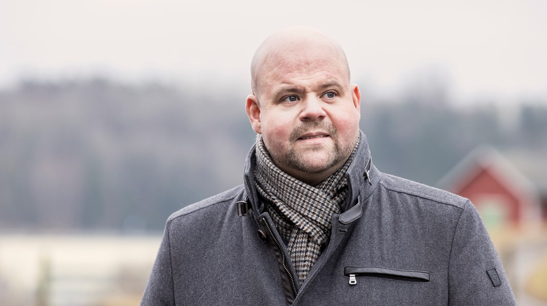 Landsbygdsminister Peter Kullgren försvarar ålfiskeplaner : Miljö och Energi - Altinget.se