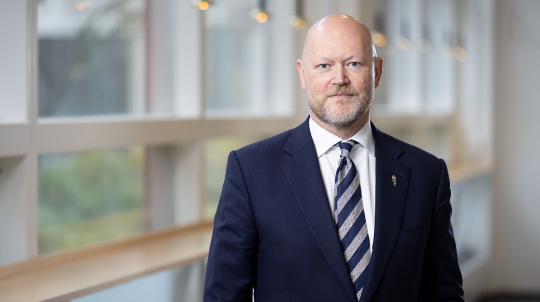 FOI ska lyda under samma regler som andra försvsarsmyndigheter - Altinget